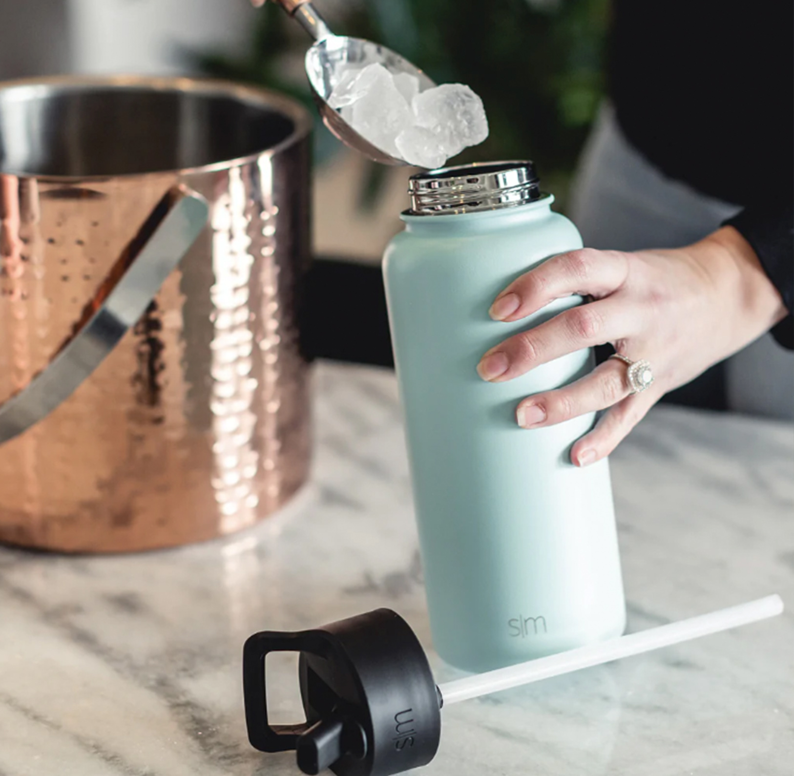 Simple Modern 32 Oz. Summit Water Bottle - Custom Branded Promotional ...