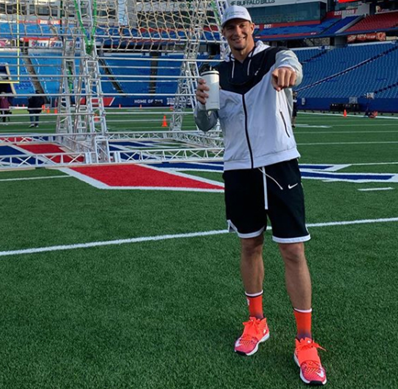 Ice Shaker 26 Oz. Shaker Water Bottle - Branded Promotional Custom ...